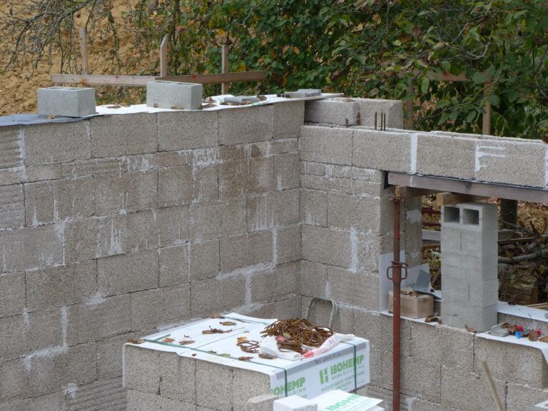 Hempcrete Blocks: New load-bearing system available - UK Hempcrete